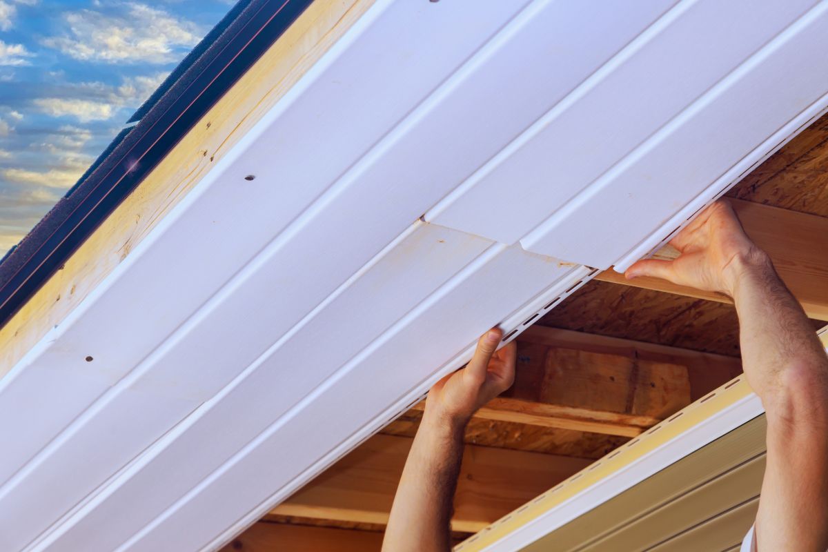 6 Step Soffit Repair Guide For DIY Homeowners